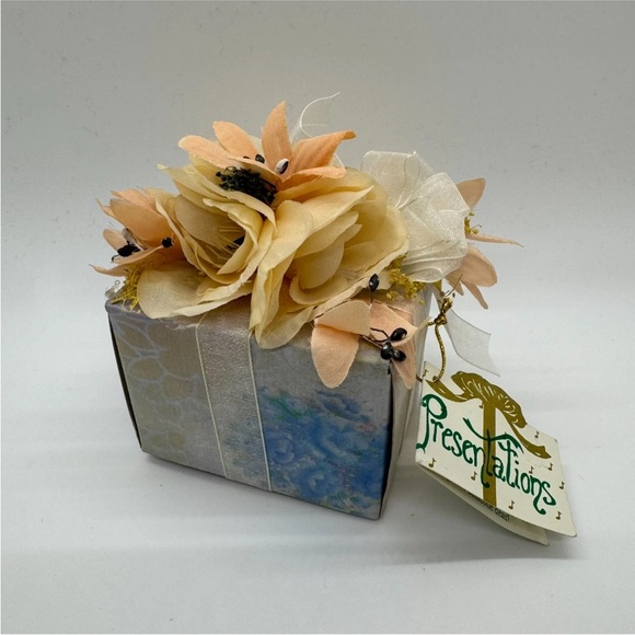 Accents | Vintage Banberry Designs Floral Music Box Gift You Are My ...